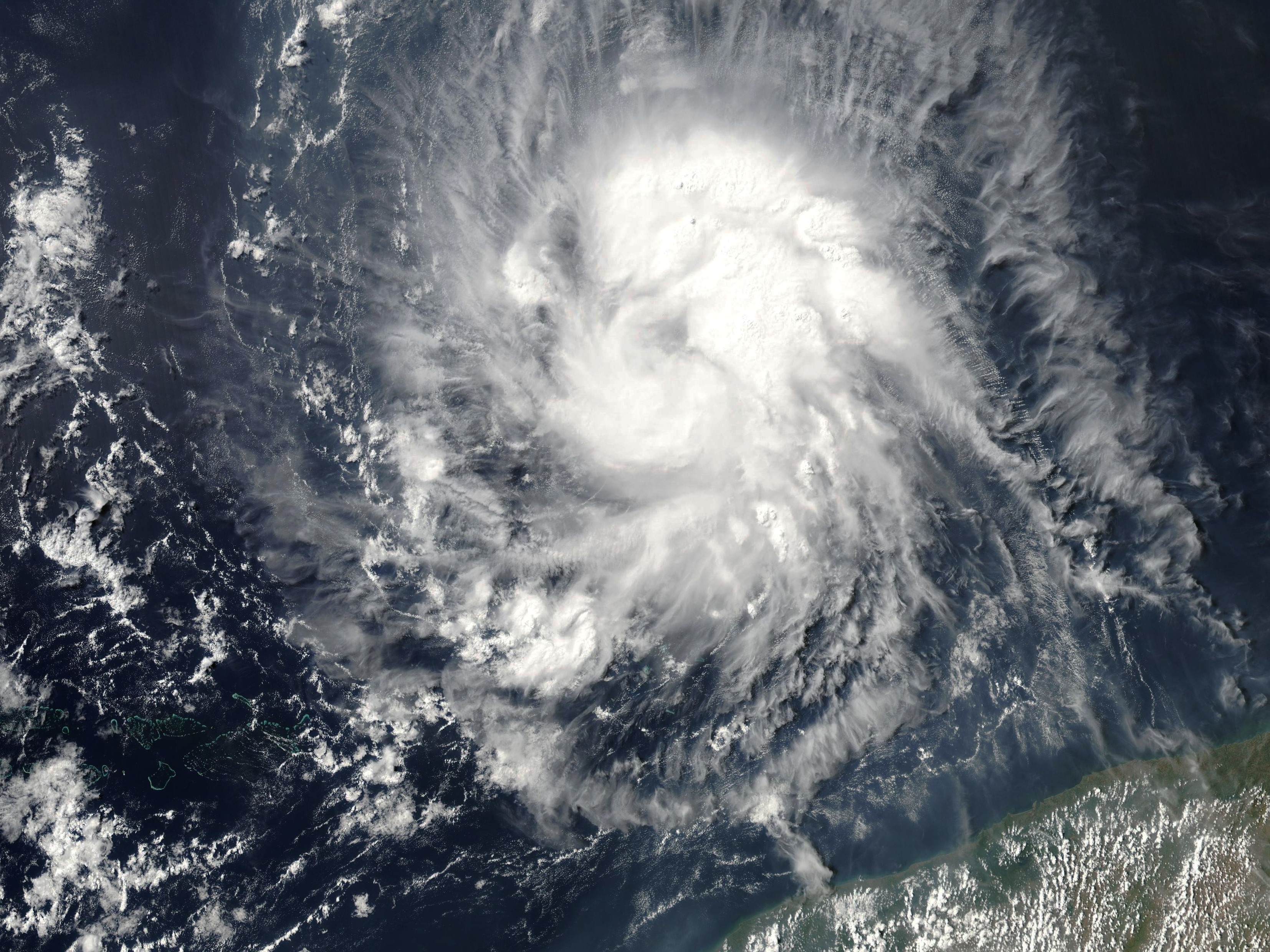 Lessons from Cyclone Gaja: how to limit the impact of extreme weather ...